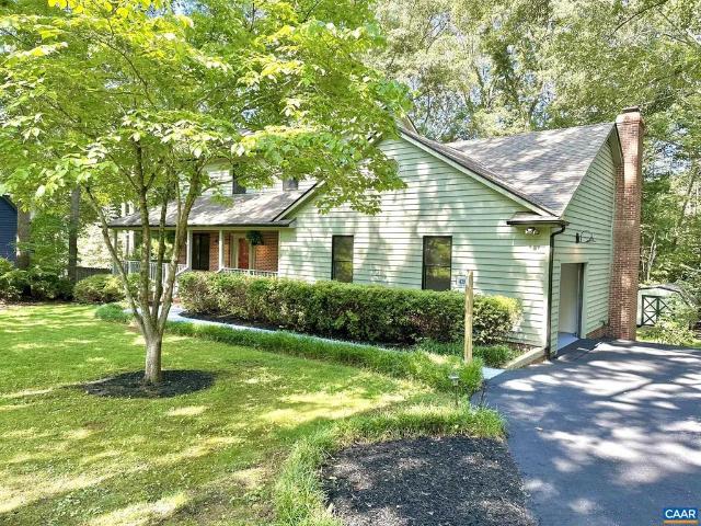439 Deer Dr
