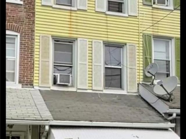 439 E Hamilton St, Allentown, PA 18109