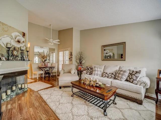 439 Hickory Glade Dr