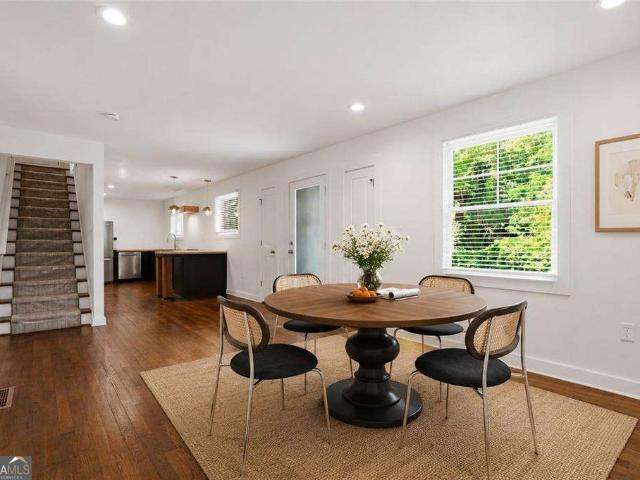 439 Oak Drive