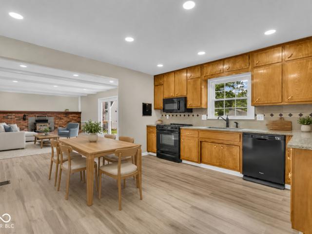 439 Lindsay Court