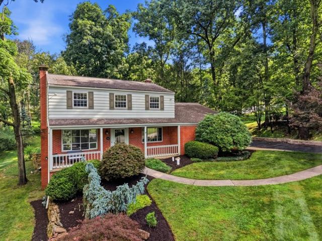 439 Manor Rd