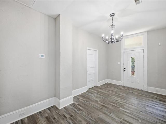 439 Mt Vernon AVE