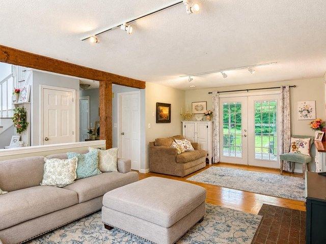 439 N River Rd Unit 5, Milford, NH 03055