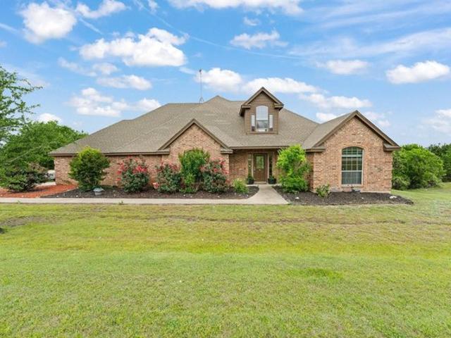 439 Stone Mountain Ct, Cresson, TX 76035