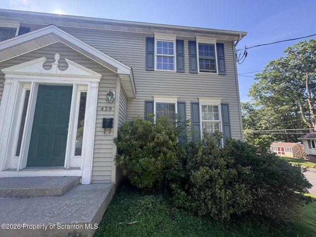 439 Summit Ave, Clarks Summit, PA 18411