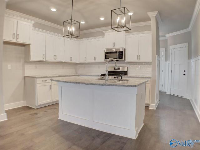 439 SW Ripple Lake Drive
