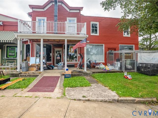 439 Railroad Avenue