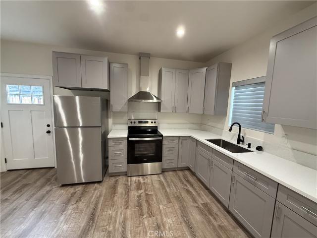 439 W Colorado 2