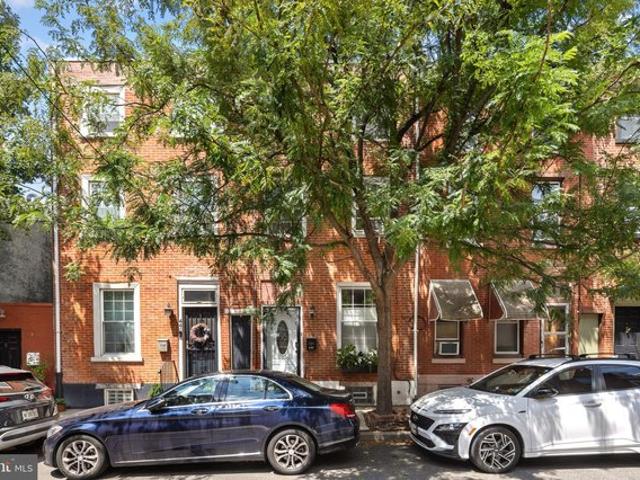 439 W George St, Philadelphia, PA 19123
