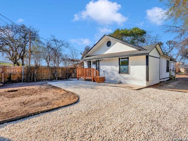 439 W Lubbock St