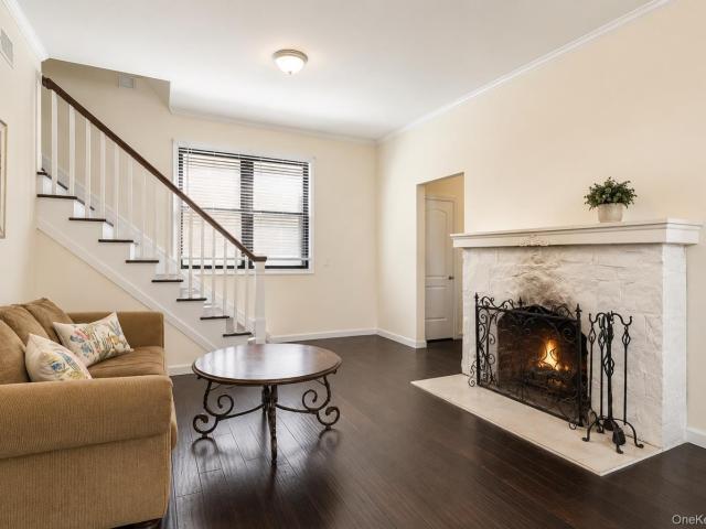 439 W Olive Street