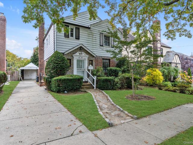 47 44 Glenwood Street | Compass
