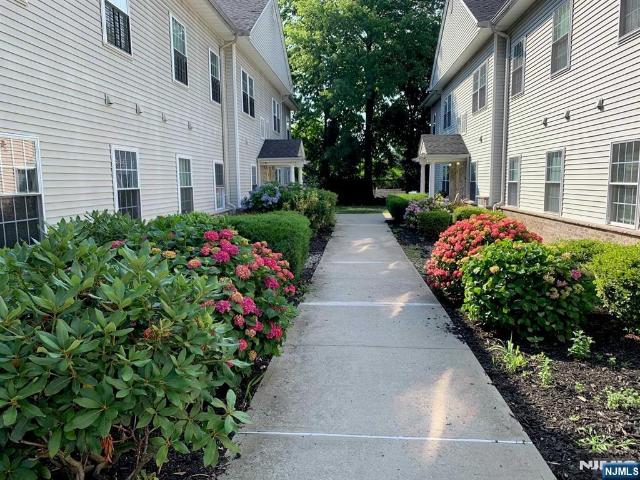 47 53 Central Ave, Unit A 15, Rochelle Park, NJ 07662 | MLS #26011 | Compass