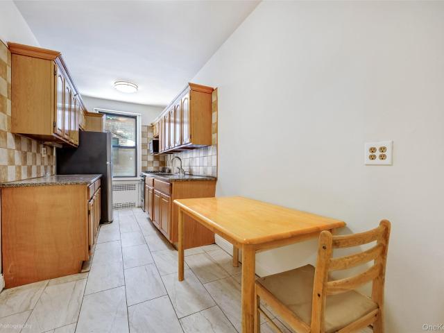 47 20 42nd Street, Unit 1B