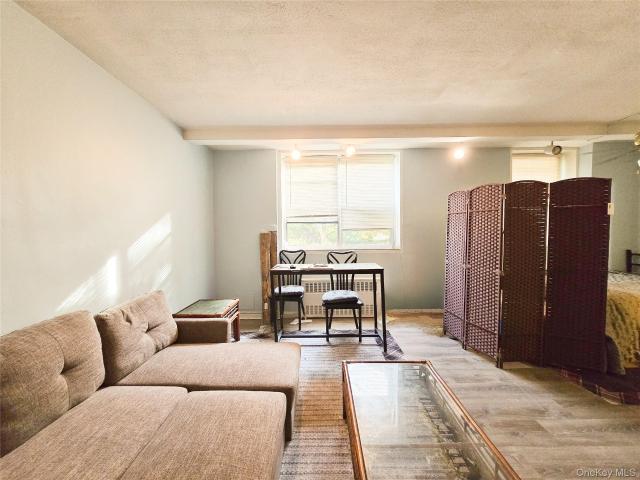 47 27 Little Neck Parkway, Unit L2