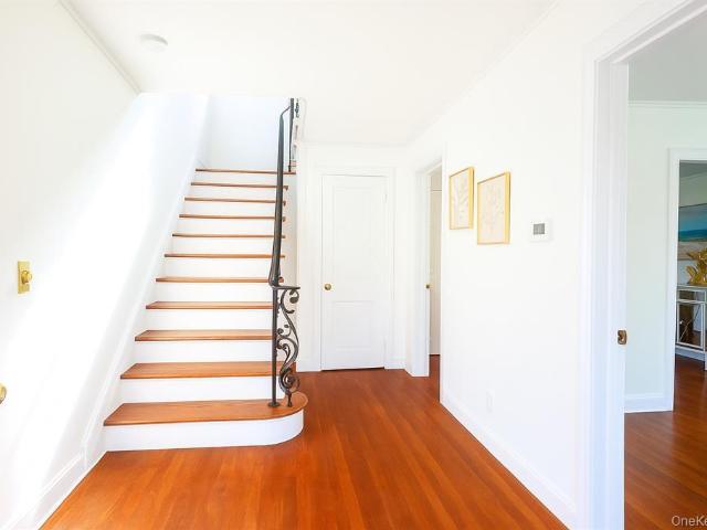 47 34 Glenwood Street | Compass
