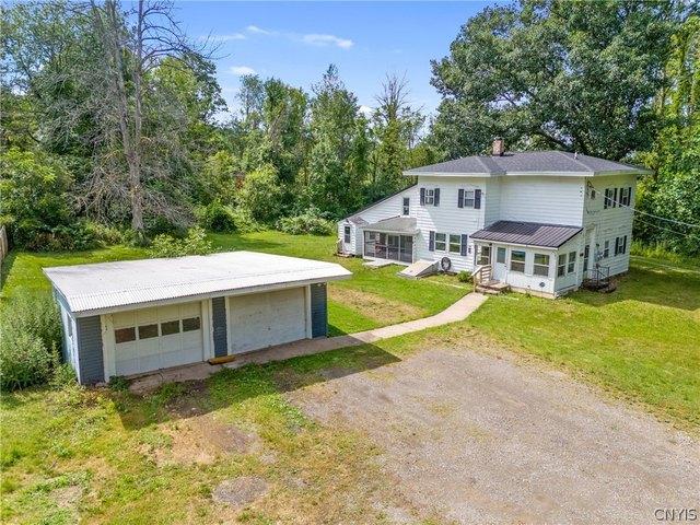 47 Thompson Rd, Oswego, NY 13126