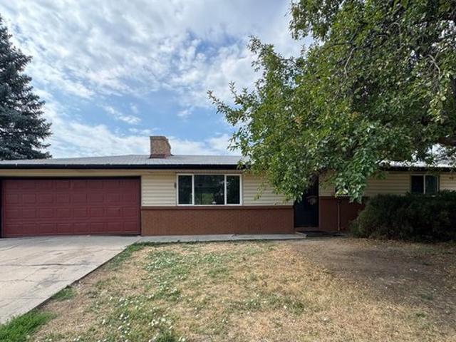 47 University Dr, Longmont, CO 80503