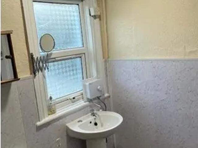 47 Upland Road, Metchley, B29 7JS, United Kingdom | Studio apartment for rent #137018605 | Rentberry