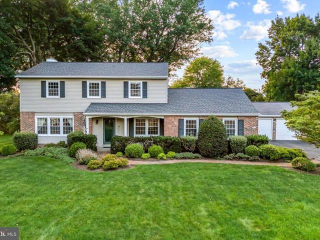 47 Valley View Dr, Fountainville, PA 18923