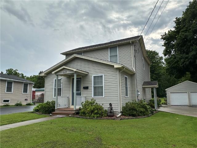 47 Walnut Street N