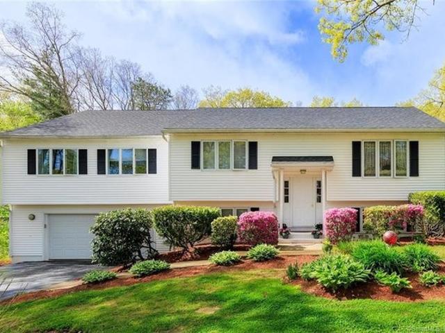 47 Waterman St, Killingly, CT 06239