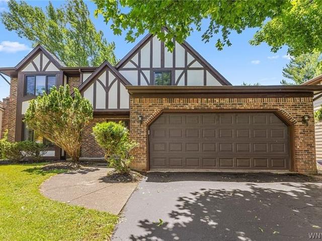 47 Windridge Ct, Buffalo, NY 14221