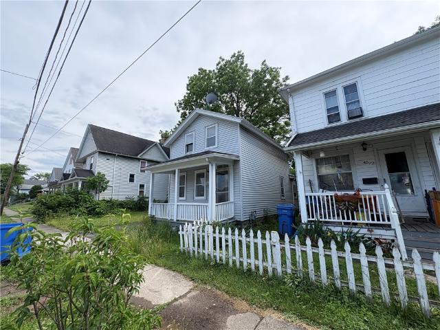47 Woodward Street