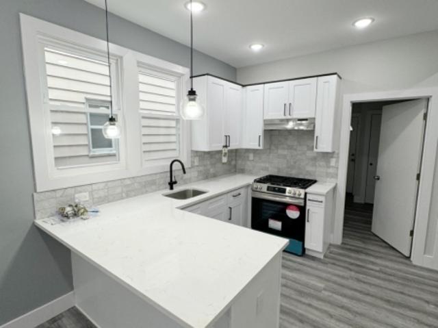 47 Aldine St