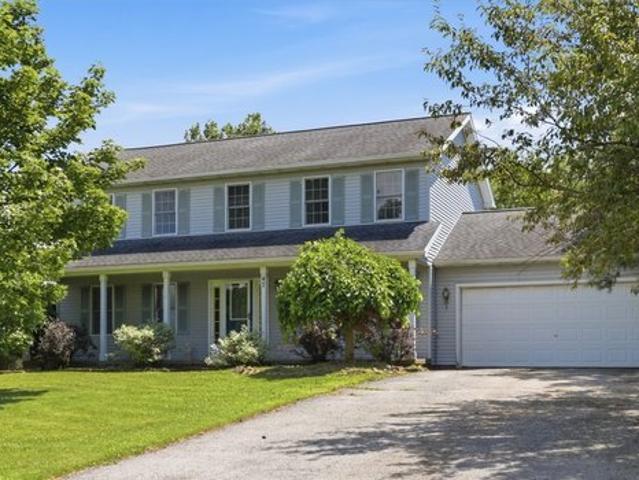 47 Alton Way, West Henrietta, NY 14586