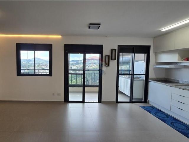 47 Área Útil Apartamento Alugar, 1 Dormitórios localizado em Empresarial 18 do Forte, Barueri, São Paulo, 06472001 | Brasil