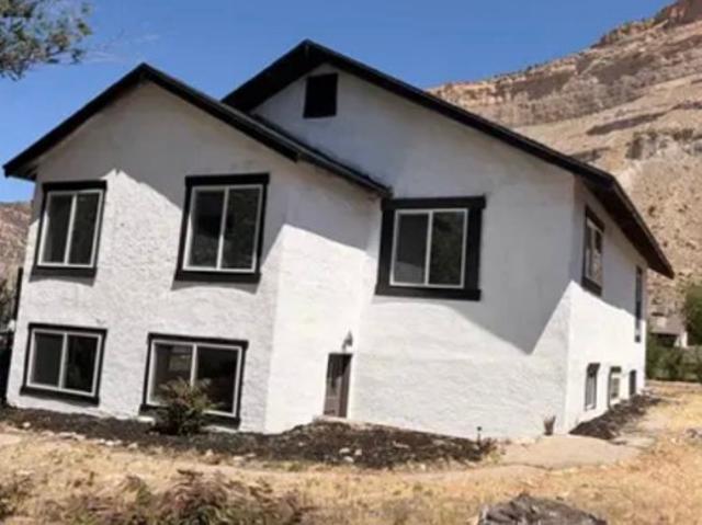 47 B St, Helper, UT 84526
