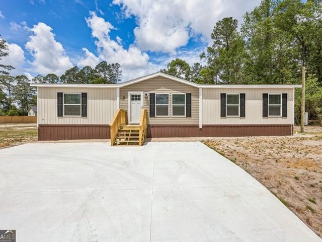47 Bailey St, Folkston, GA 31537