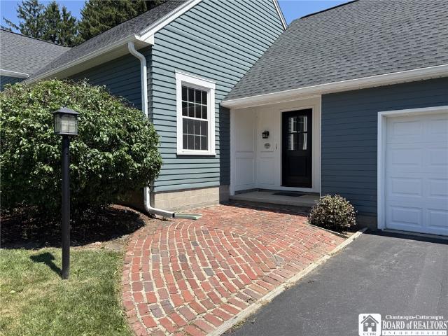 47 Bentley Avenue
