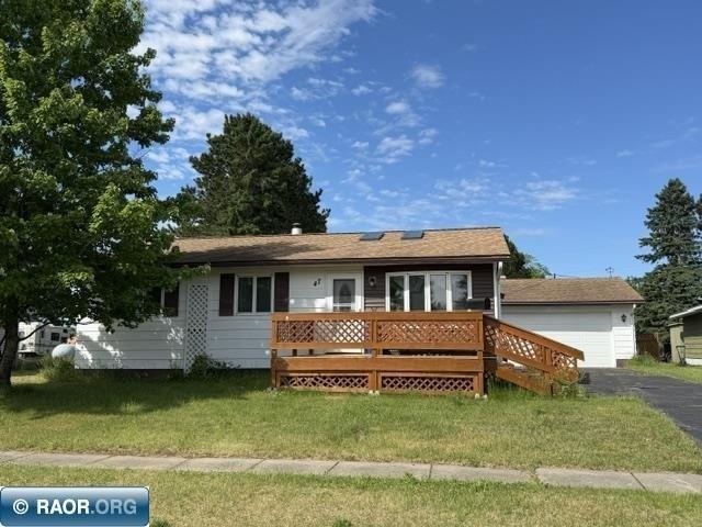 47 Birch Blvd, Babbitt, MN 55706