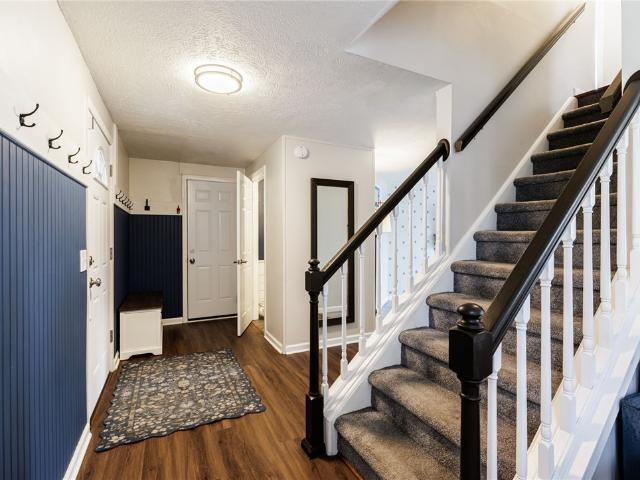 47 Boxwood Lane