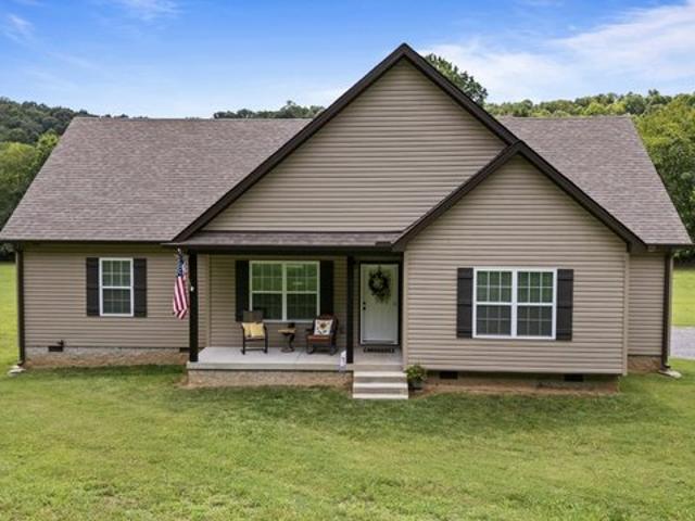 47 Bluff Creek Rd, Brush Creek, TN 38547