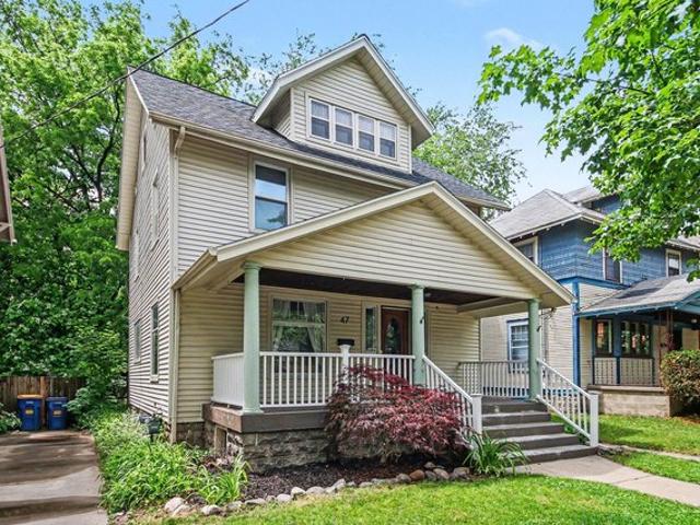 47 Carlton Ave SE, Grand Rapids, MI 49506