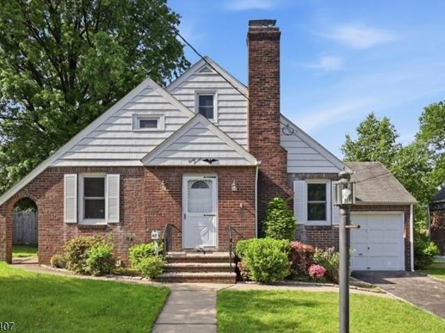 47 Christie St, Ridgefield Park Village, NJ 07660