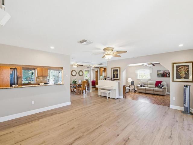 47 Constitution Dr, Naples, FL 34112 | MLS #2260 | Compass