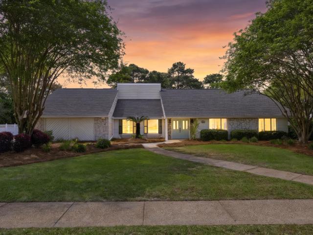 47 Country Club Dr E, Destin, FL 32541 | MLS #1000 | Compass