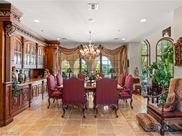 47 Club Vista Dr, Henderson, NV 89052 | MLS #2799