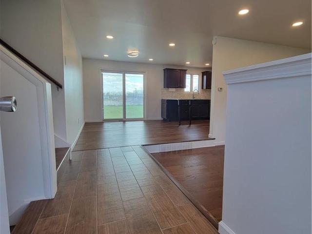 47 Crimson Bramble Road