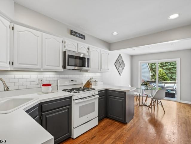 47 Davey Dr