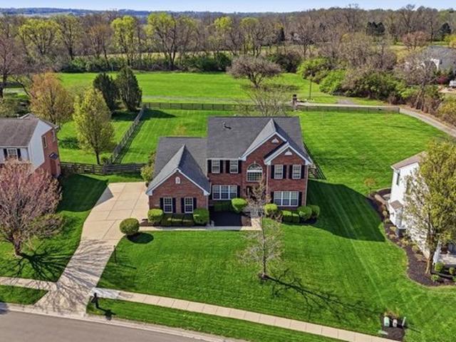 47 Dinsley Pl, Springboro, OH 45066