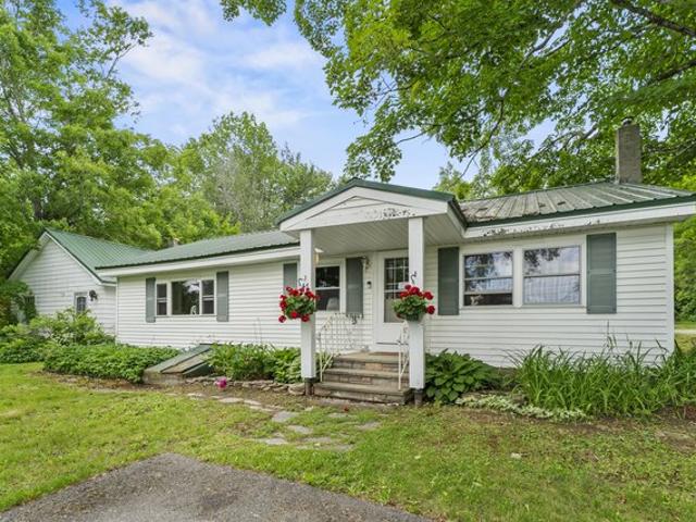 47 Hampden Rd, Carmel, ME 04419