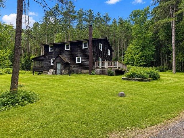 47 Hereford Ln, Westfield, PA 16950
