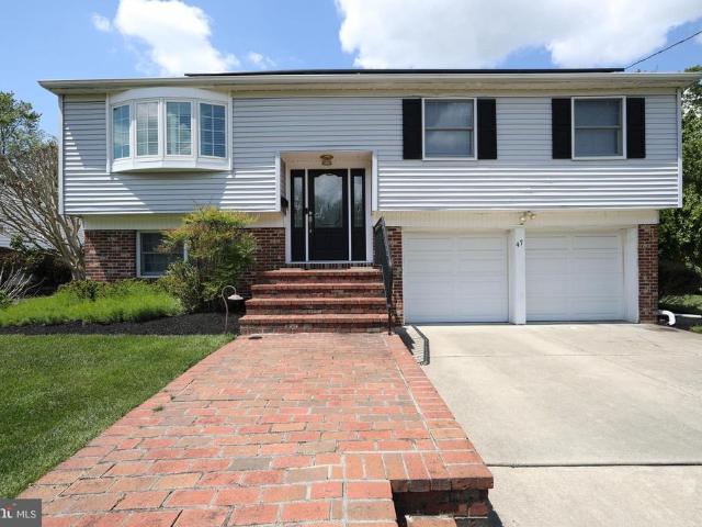47 Heritage Road