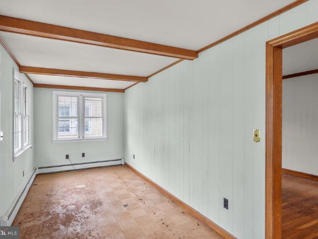 47 Hillhurst Avenue